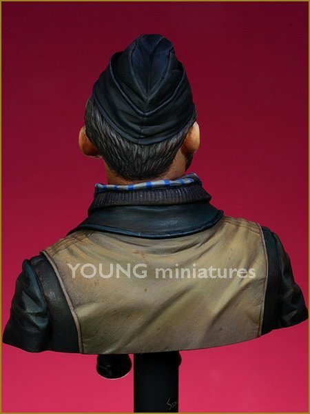 Young Miniatures YM1818 U-BOAT CREW WWII 1 10 - 1:10 - Figures