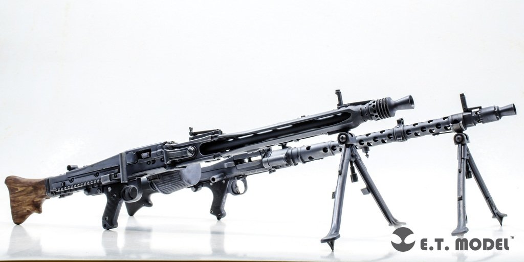 E.T. Model P06-001 WWII German Mg42 Machine Gun & Ammo Box (3D Printed) 1 6 - 1 6 - Military ...