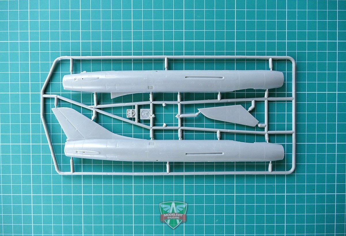 Modelsvit 72007 Sukhoi Su-7 Soviet fighter 1 72 - jets - 1:72 ...