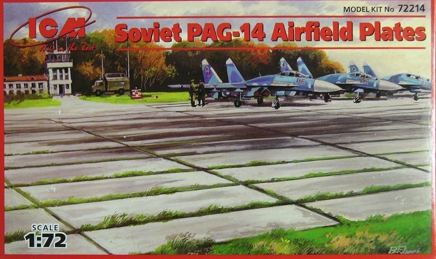 ICM 72214 Soviet PAG-14 Air-field Plates (1:72) - Sceneries buildings ...