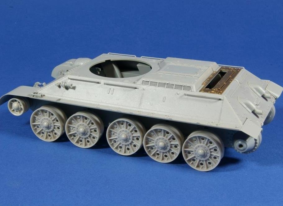 Panzer Art RE35-171 UZTM type wheels for T-34 1 35 - Wheels, tires, car ...