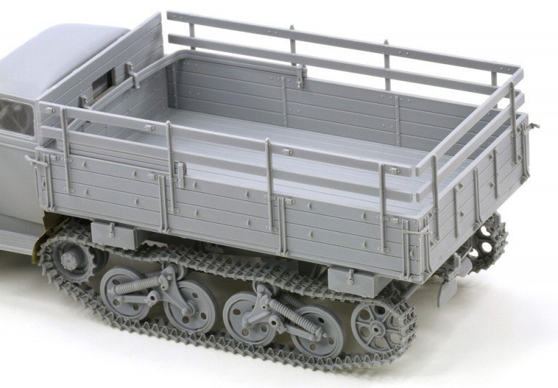 Dragon 6761 Sd.Kfz.3a Maultier Half Track (1:35) - Tracked transporters ...