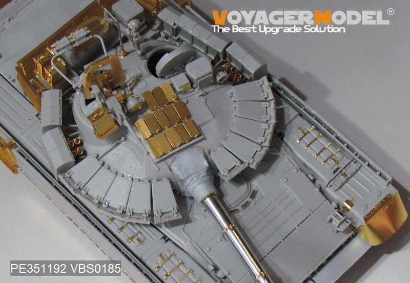 Voyager Model PE351192 Modern Russian T-80BVM Main Battle Tank (smoke ...