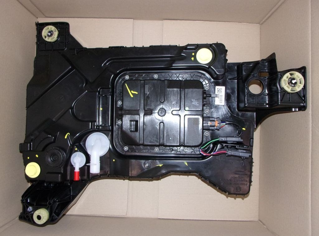 Original Réservoir Liquide Adblue PEUGEOT 3008 II PEUGEOT 5008 II 1 ...