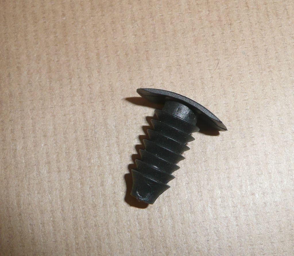 CLIP POUR GRILL CITROEN XM II , 96995457