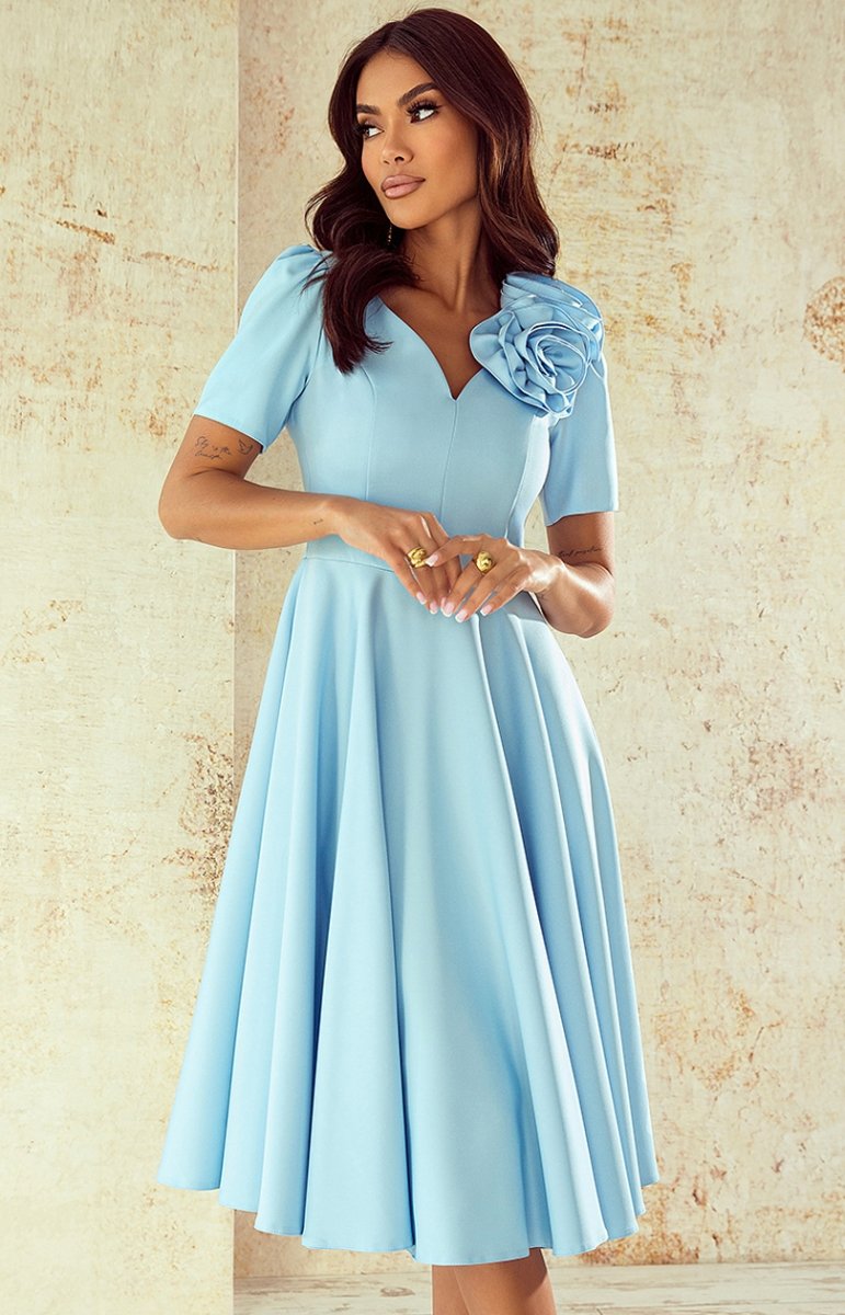 Elizabeth Rubi błękitna sukienka midi | Intimiti.pl