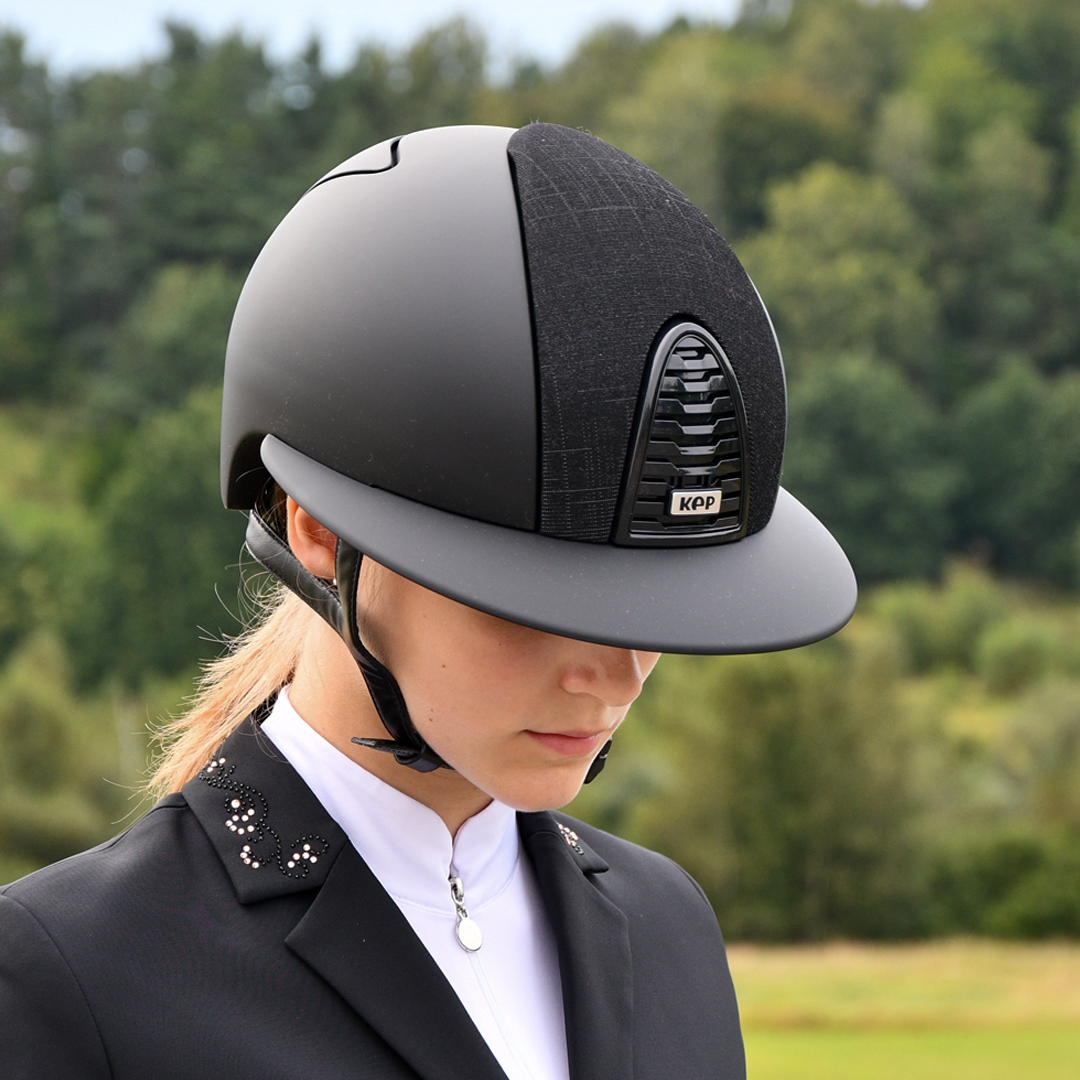 KEP ITALIA CROMO 2.0 MATT BLACK Kask jeździecki SZEROKI DASZEK - KASKI ...